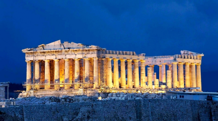 Top 10 Most Beautiful Monuments in the World - SocioON